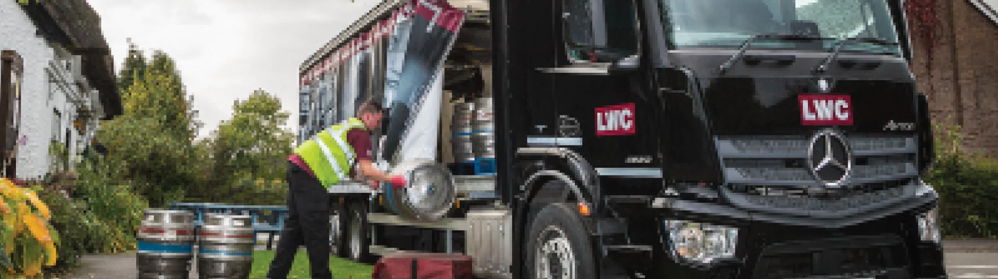 LWC gets the lowdown with Mercedes-Benz Antos | Mercedes-Benz Van and ...