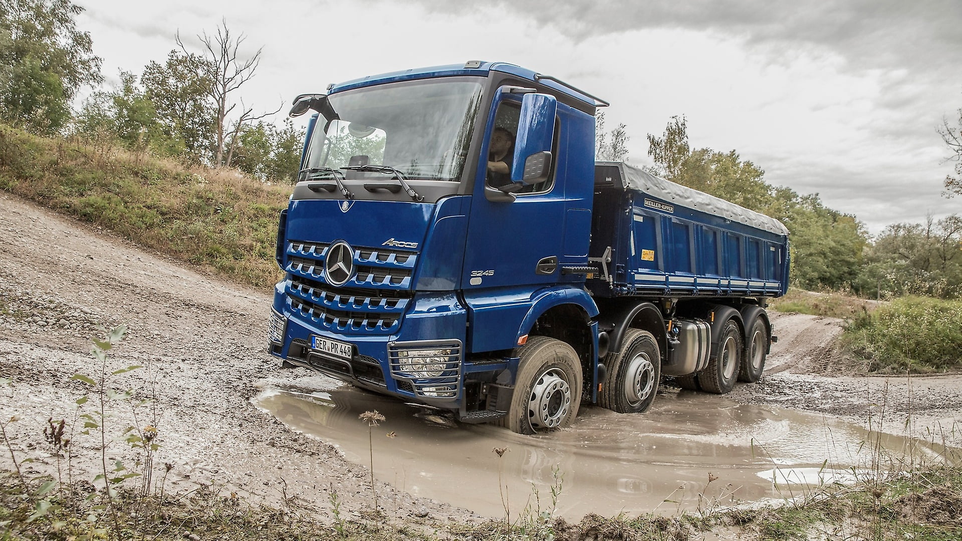 Mercedes-Benz Trucks - Work Ready Programme | Mercedes-Benz Van and ...